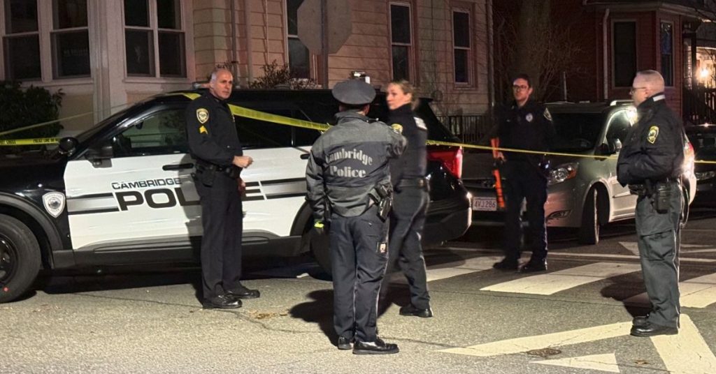 Cambridge police respond to armed individual in Fenno Street standoff ...